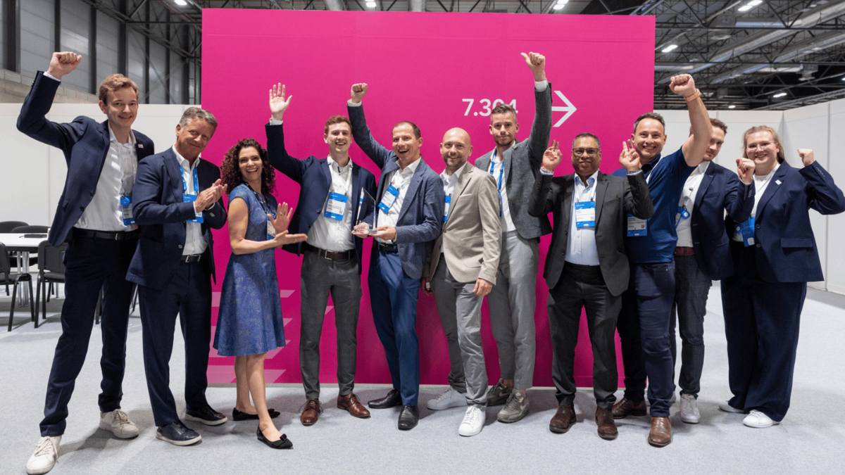 Mewa und SYBIT gewinnen SAP Innovation Award 2025 für digitale Service ...